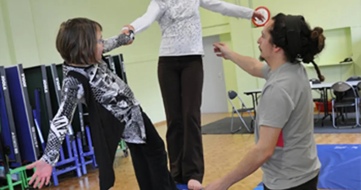 Créa : des ateliers cirque pour les enfants