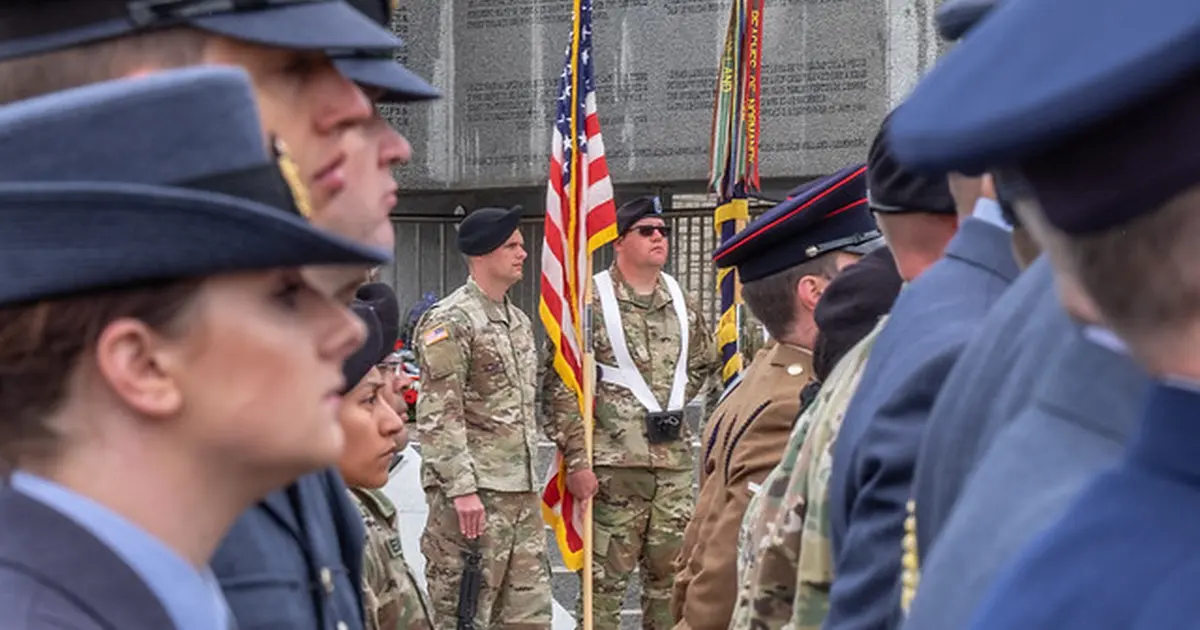 Commémoration officielle Dday OMAHA Monument de la Garde Nationale US ...