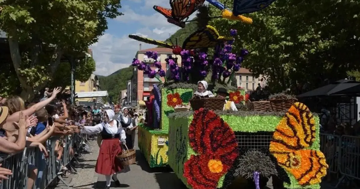 Jack and jill three couples the girl named Fabi is a