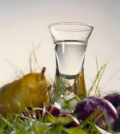 Produire de l'alcool en Alsace : droits, autorisations et taxes | JDS