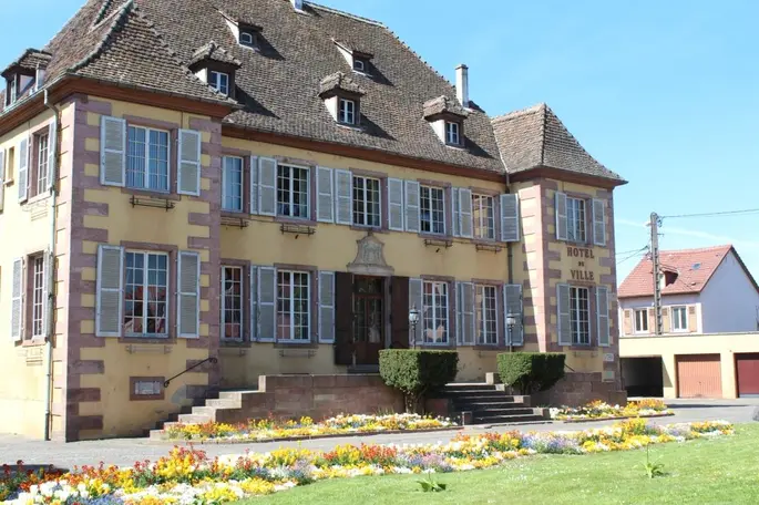 Mairie d'Ingersheim alsace haut-rhin ville mairies administration maire