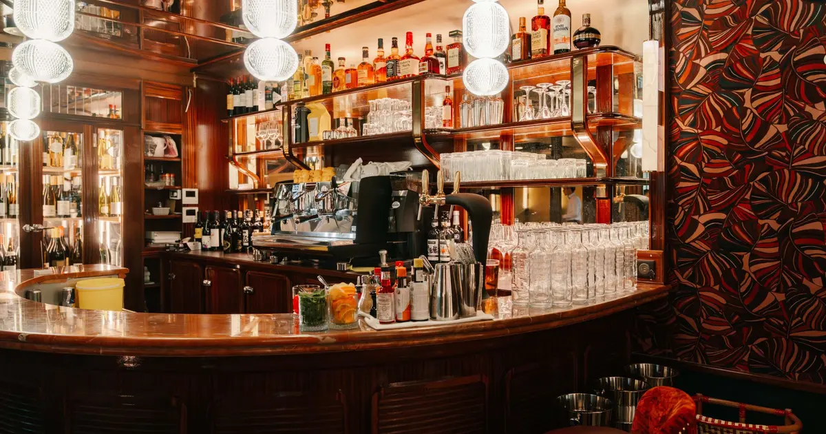 Rouge : un nouveau restaurant gastronomique ouvre avenue de Suffren à Paris