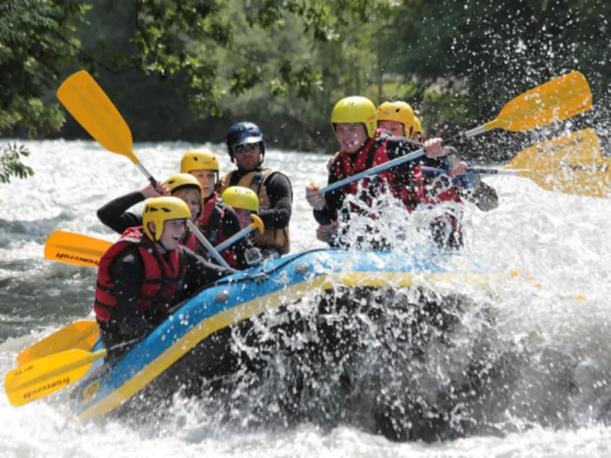 Rafting à Montgirod-Centron : descente de l'Isère (73), Aquatique et ...